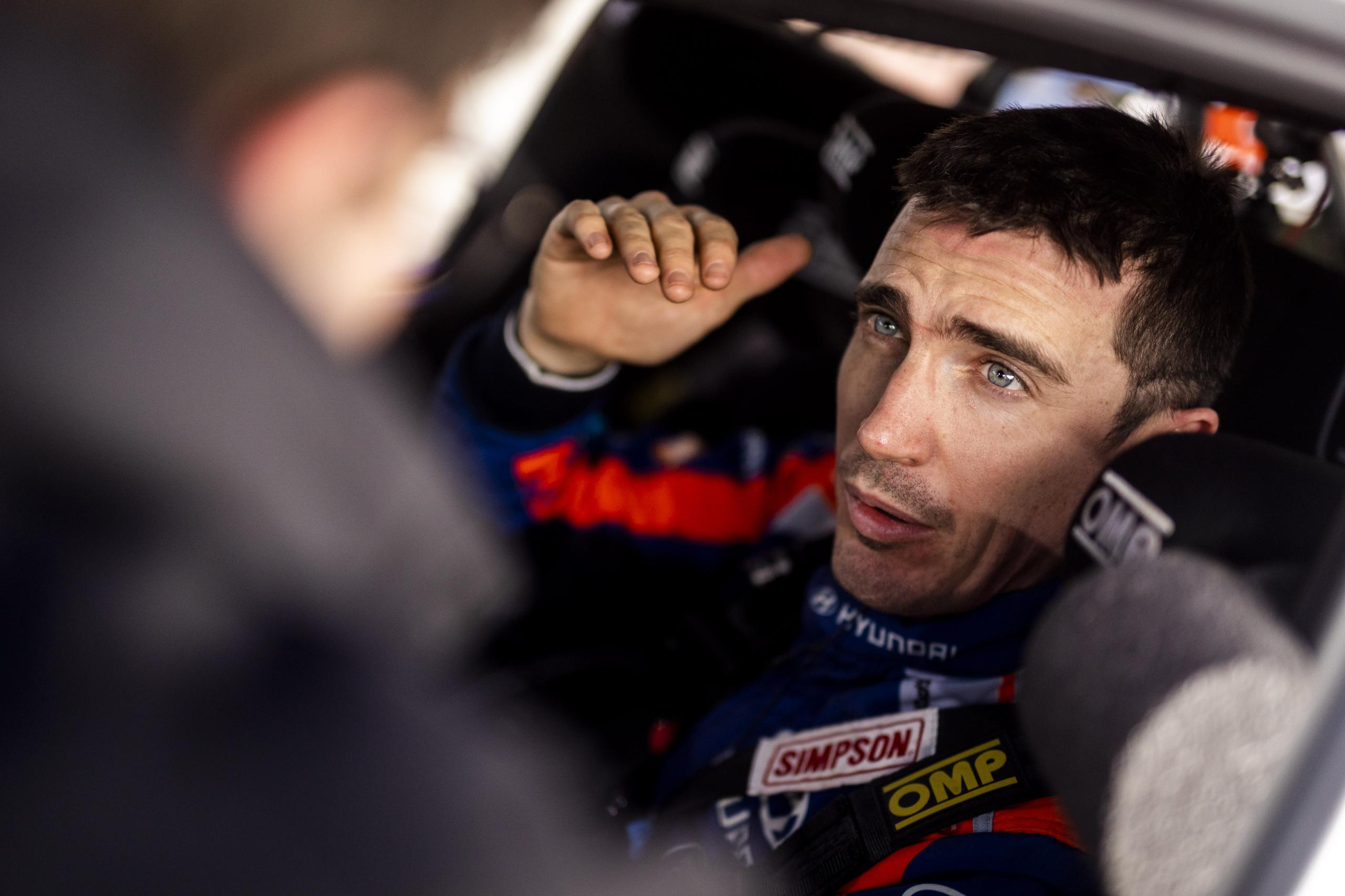 Campeonato do Mundo de Ralis retira #42 em homenagem a Craig Breen ...