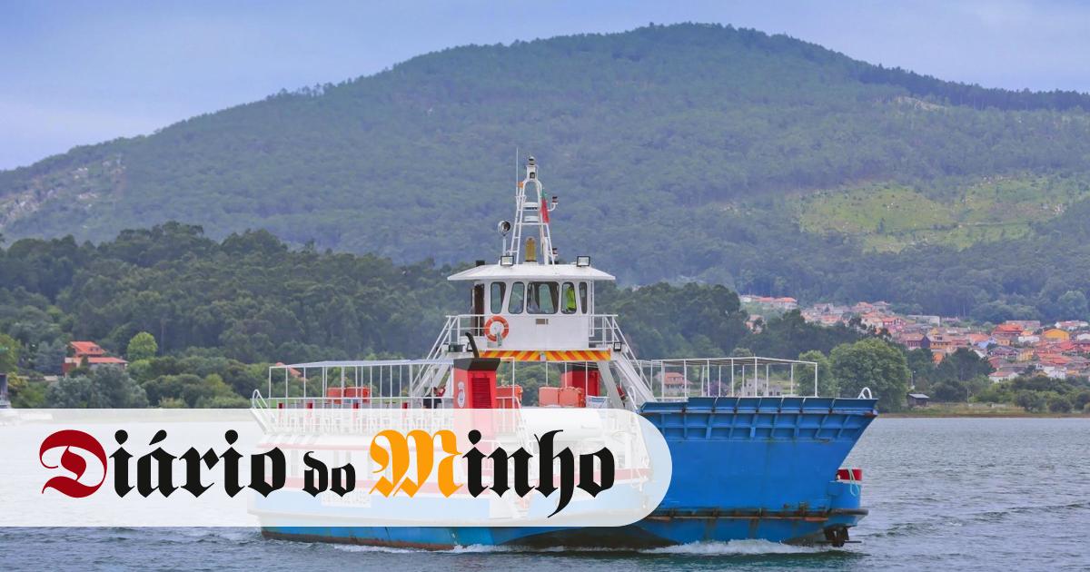 ‘Ferry' parado desde 2020 que liga Caminha-A Guarda rebocado para ...
