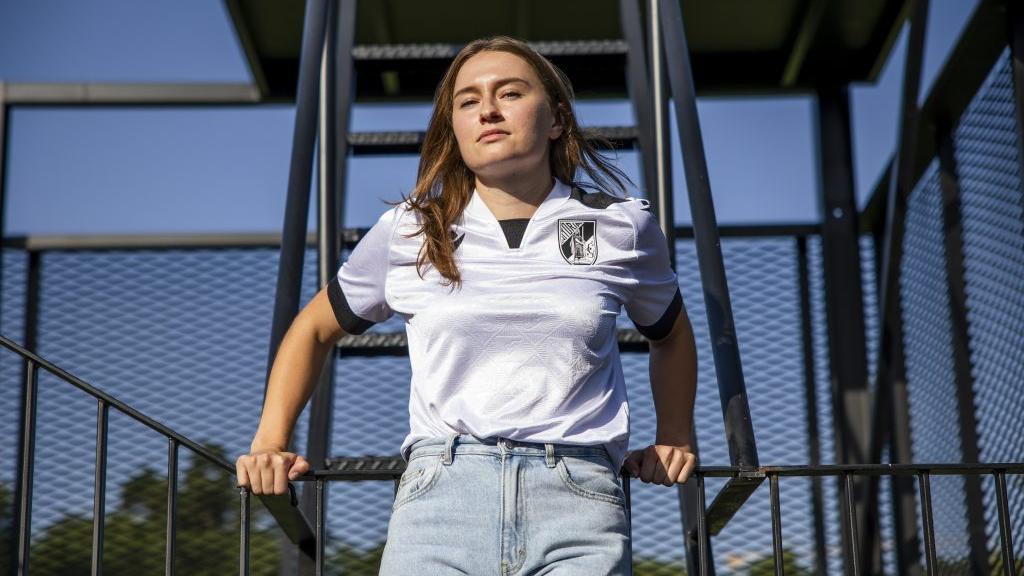 Nika Babnik renovou pelo Vitória SC - Diário do Minho